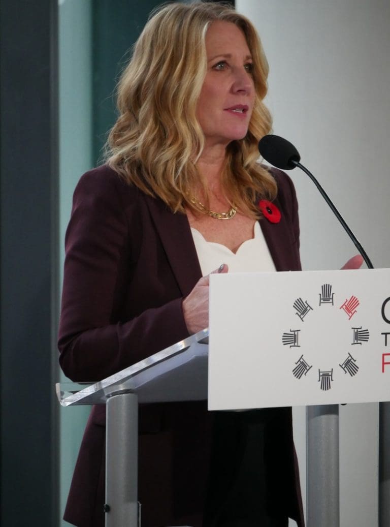 Travel & tourism leaders implore feds to drop mandatory PCR tests ...